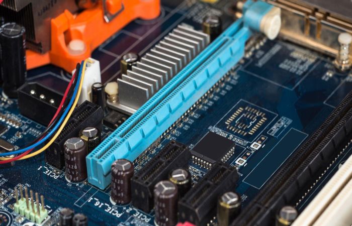 DIMMS Used In Servers Provide Reliability If Use What Specific Technology? DIMMS Used In Servers Provide Reliability If Use What Specific Technology?